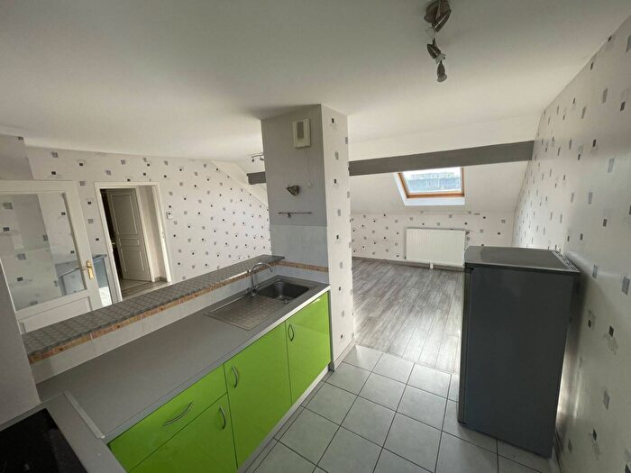 Appartement à louer - Place Centrale-Quetignerots-Pre Bourgeot, Quetigny - 2 pièces - 1 chambre