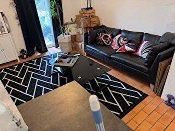 Appartement à louer - Marseille ème arrondissement - 2 pièces - 1 chambre