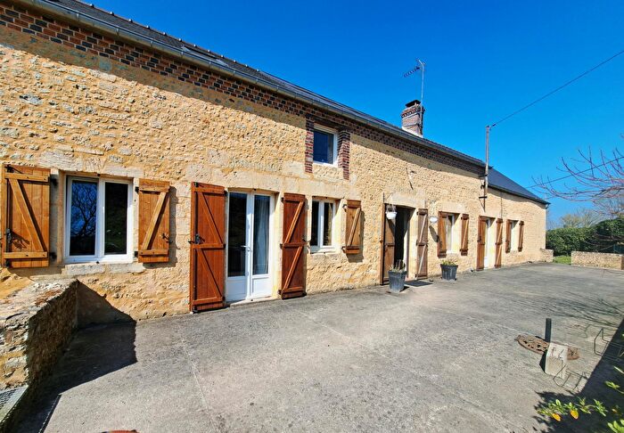 Maison à vendre - Saint-Germain-de-Martigny - 6 pièces - 5 chambres