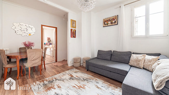 Appartement 3 pièces à vendre à Courbevoie, Marceau République