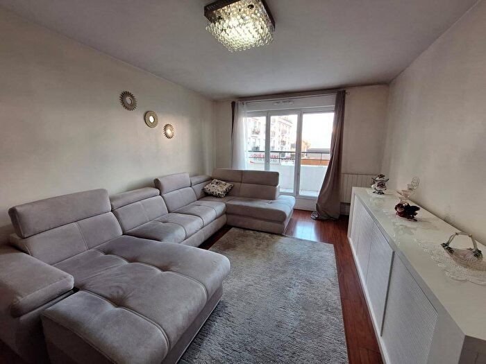 Appartement à louer - La Muette, Drancy - 3 pièces - 2 chambres