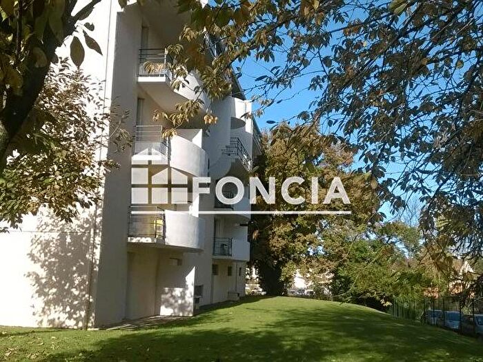 Appartement à louer - Le Hameau, Pau - 1 pièce