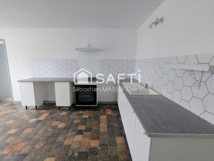 Neuvy-Deux-Clochers : Appartement 2 pièces à louer