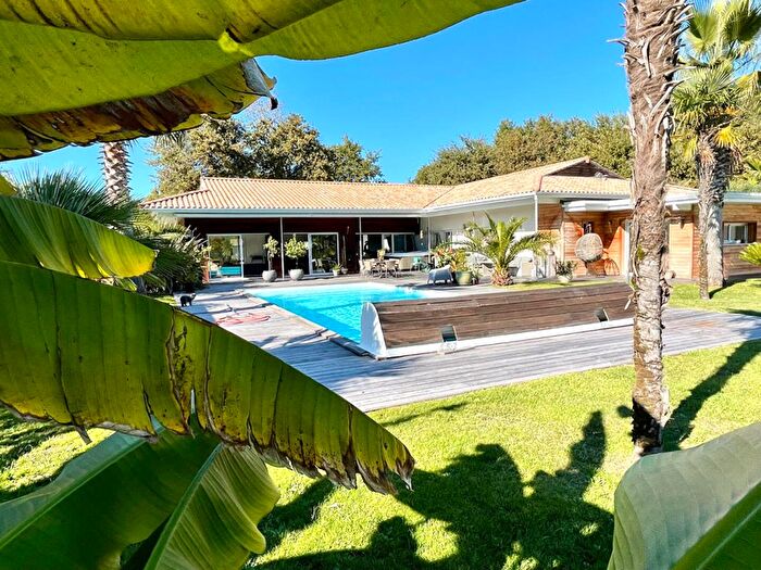 Maison à vendre - Cestas, Croix dHins, Jauge, Pierroton - 5 pièces - 4 chambres