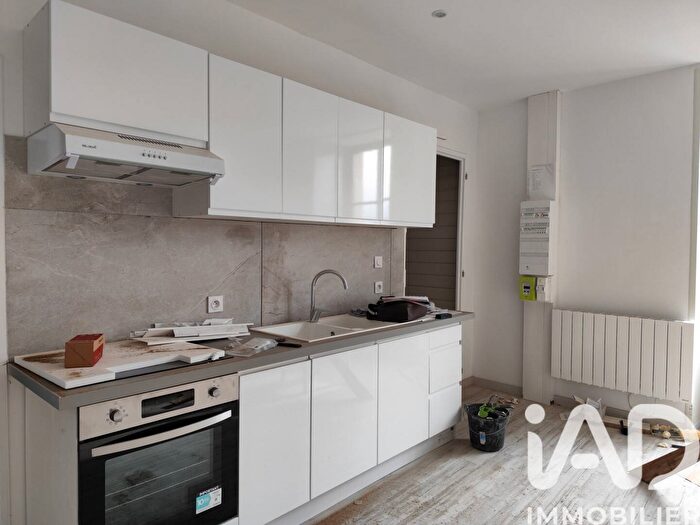 Appartement à louer - Magné - 3 pièces - 2 chambres