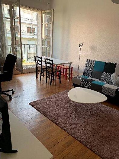Appartement à louer - Centre-ville, Victor Hugo, Grenoble - 2 pièces - 1 chambre