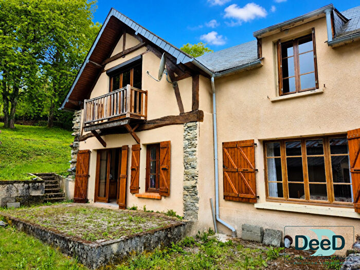 Maison 5 pièces à Saint-Arroman, à vendre