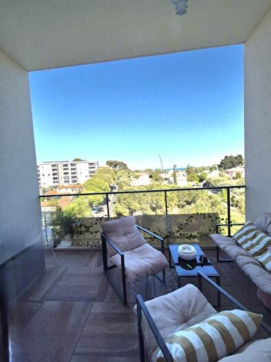 Appartement à louer - Antibes, Rastines, Super Antibes, Laval, La Fontonne - 2 pièces - 1 chambre
