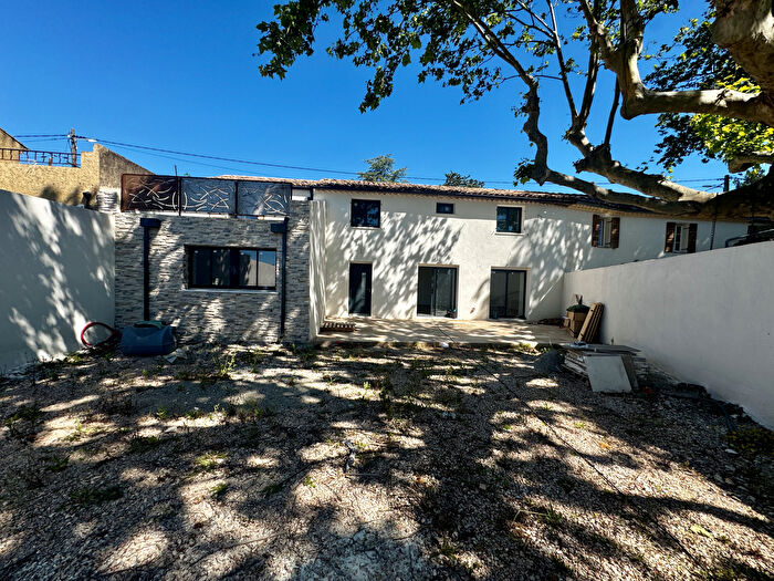 Maison 6 pièces à vendre - Camaret-sur-Aigues