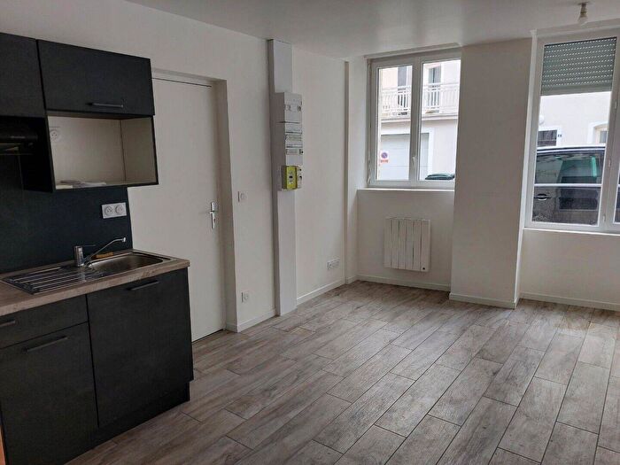 Appartement à louer - Sud, Lagnieu - 1 pièce