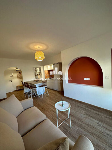 Antibes, Juan-les-Pins, Le Cap : Appartement 1 pièce à louer