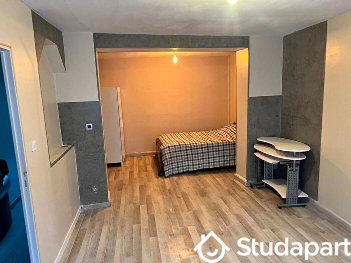 Appartement à louer - Hellemmes-Centre, Lille - 1 pièce - 6 chambres