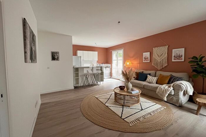 Appartement 3 pièces à vendre à Fontainebleau, Centre-ville