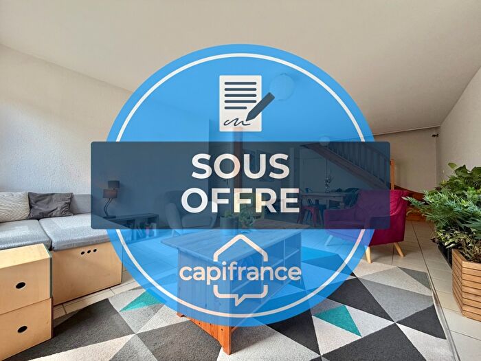 Appartement à vendre - Riorges - 5 pièces - 4 chambres