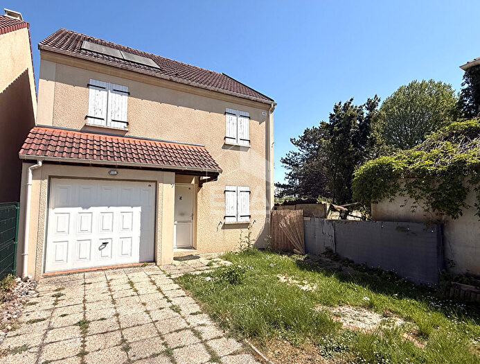 Maison 4 pièces à Nangis, à vendre