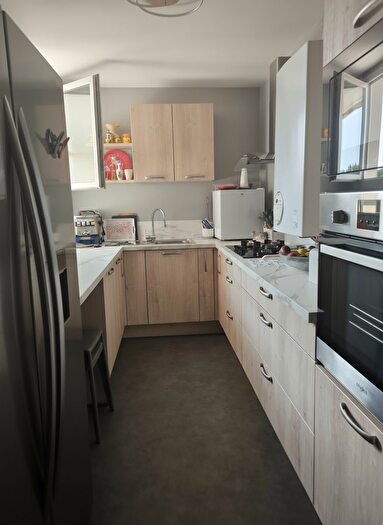 Appartement à vendre - Noisy-le-Grand, Est - 5 pièces - 3 chambres