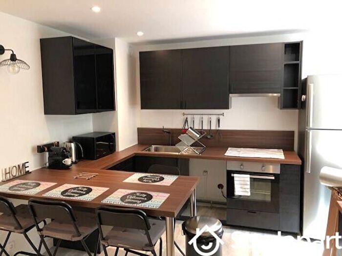 Appartement à louer - Reste des Chenes-Le Ponceau, Cergy - 1 pièce - 2 chambres