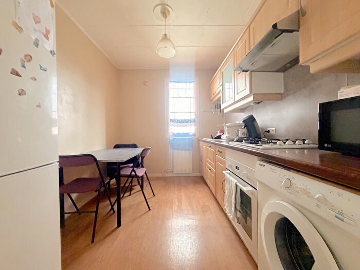 Appartement à vendre - Chevigny-Saint-Sauveur - 3 pièces - 2 chambres