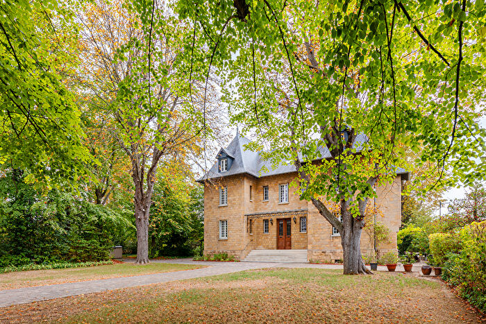 Maison 10 pièces à Cergy, Grand Centre, à vendre
