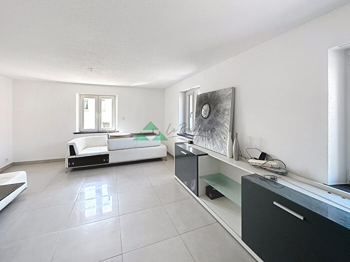 Maison à vendre - Hégenheim - 7 pièces - 4 chambres