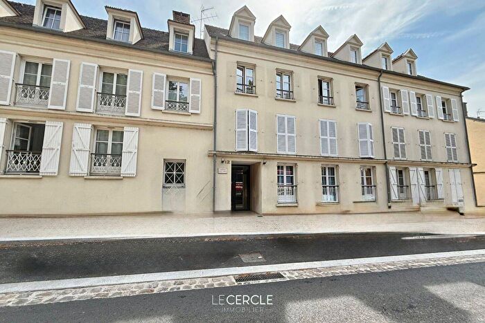 Appartement à louer - Centre Ville, Senlis - 4 pièces - 3 chambres