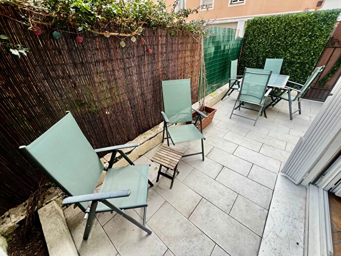 Appartement à louer - Nice, Carabacel - 2 pièces - 1 chambre