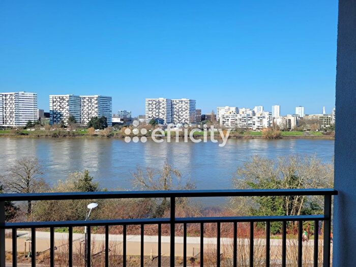 Appartement à vendre - Saint-Sébastien-sur-Loire, Bords de Loire - 3 pièces - 2 chambres