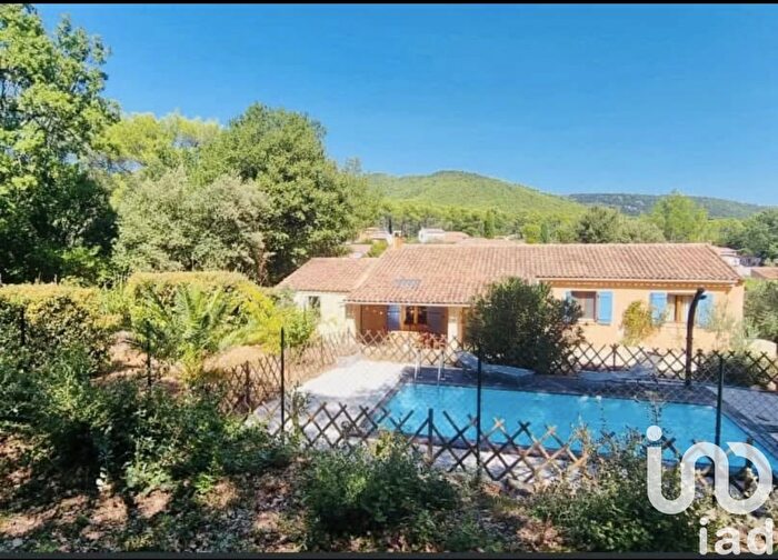 Maison à vendre - La Roquebrussanne - 5 pièces - 4 chambres