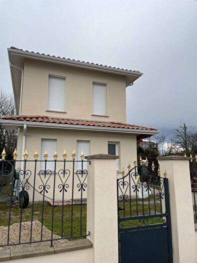 Maison à louer - Capeyron, Mérignac - 5 pièces - 4 chambres