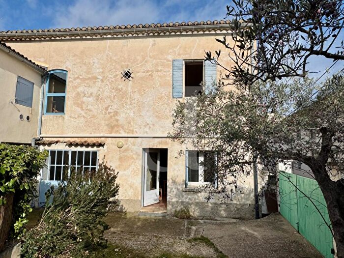 Maison à vendre - Saint-Rémy-de-Provence - 3 pièces - 2 chambres