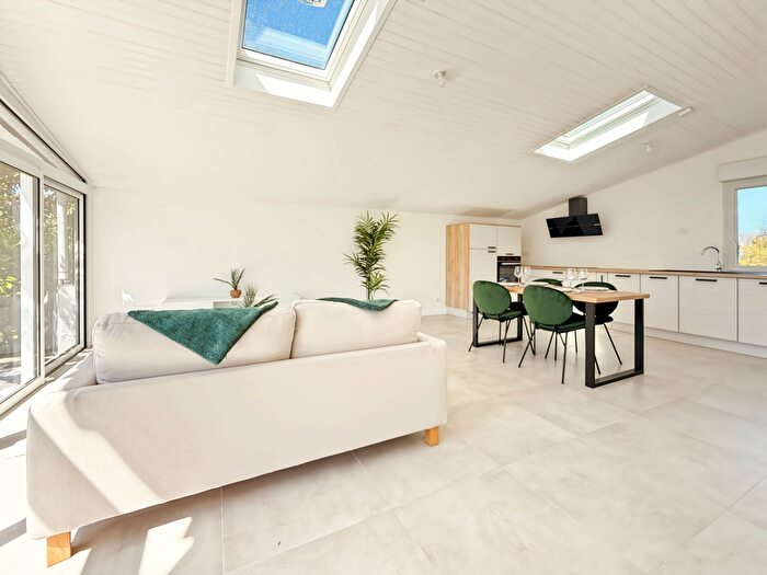 Appartement 5 pièces à vendre - Saint-Nazaire, Saint-Marc