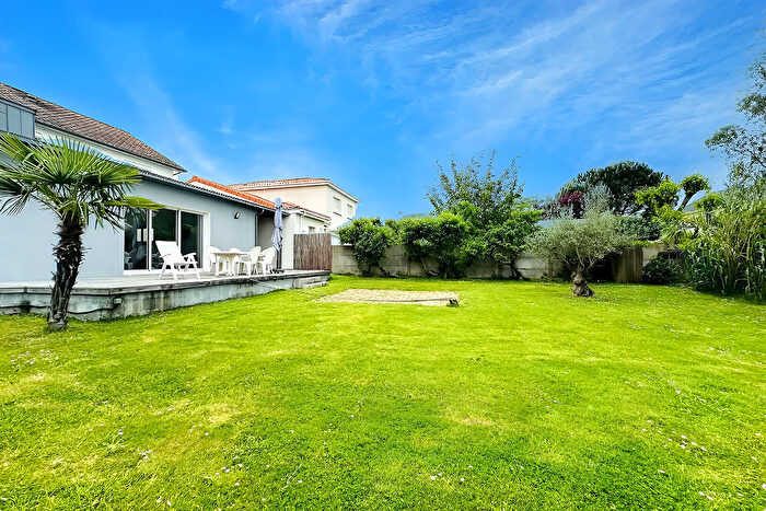 Maison à vendre - Saint-Herblain, Nord - 7 pièces - 5 chambres