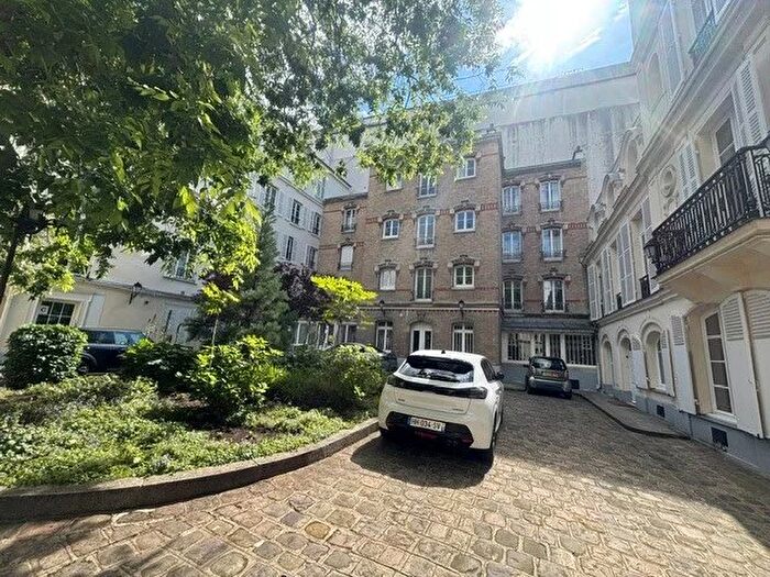 Appartement 4 pièces à vendre à Paris 6ème, Rennes