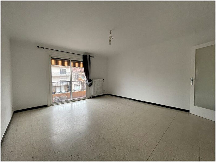 Appartement à louer - Perpignan, Saint-Jean - 3 pièces - 2 chambres