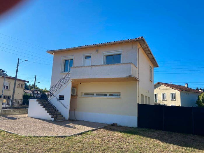 Sud, Foix : Appartement 3 pièces à louer