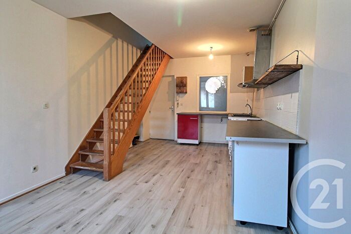 Appartement 4 pièces à louer à Montluel