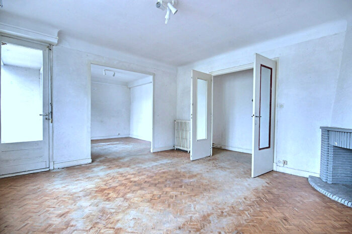 Appartement à vendre - Pau, Centre-ville - 4 pièces - 3 chambres