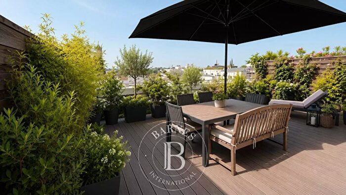 Appartement 4 pièces à Neuilly-sur-Seine, Charles Laffitte, à louer
