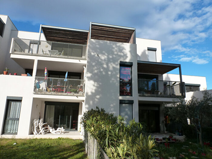 Appartement à louer - Perpignan, Moulin-à-Vent, Vertefeuille - 2 pièces - 1 chambre