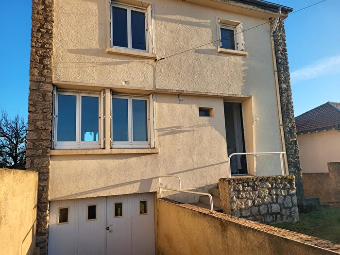 Maison à vendre - Thouars - 4 pièces - 3 chambres