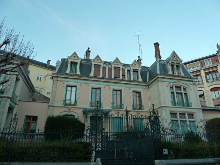 Appartement à louer - Grenoble - 2 pièces - 1 chambre