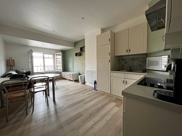 Appartement à louer - Coeur de Ville, Saint-Gaudens - 2 pièces - 2 chambres