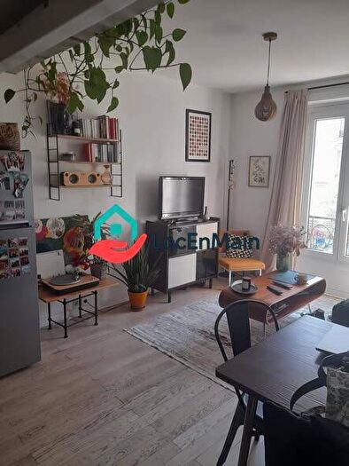 Appartement à louer - Clignancourt-Jules Joffrin, Paris ème arrondissement - 2 pièces - 1 chambre