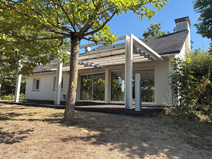 Maison 6 pièces à Estivaux, à vendre