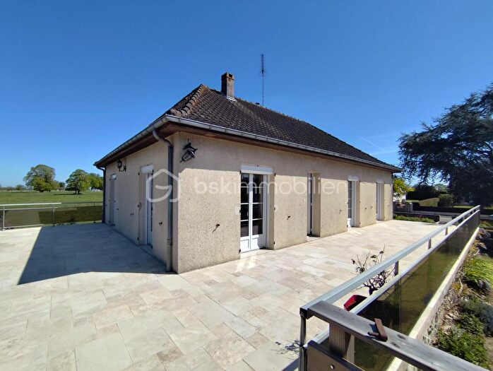 Maison à vendre - Rugles - 5 pièces - 3 chambres