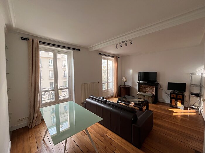 Appartement à vendre - Paris e , Porte de Saint-Cloud, Auteuil-Sud - 3 pièces - 1 chambre