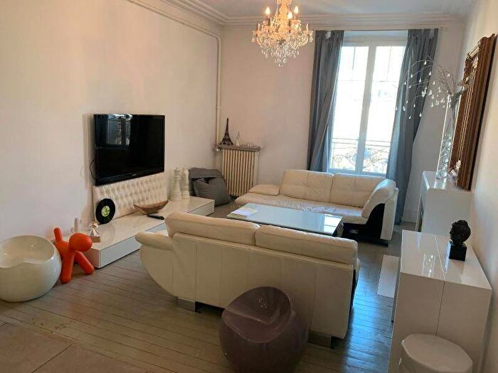 Mutualité, Grenoble : Appartement 3 pièces à louer