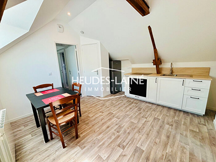 Le Val-Saint-Père : Appartement 2 pièces à louer