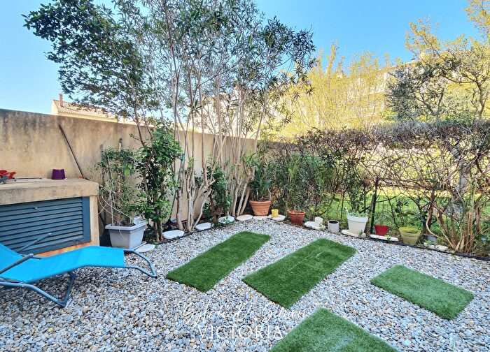 Appartement à vendre - Hyères, Pyanet - 3 pièces - 2 chambres