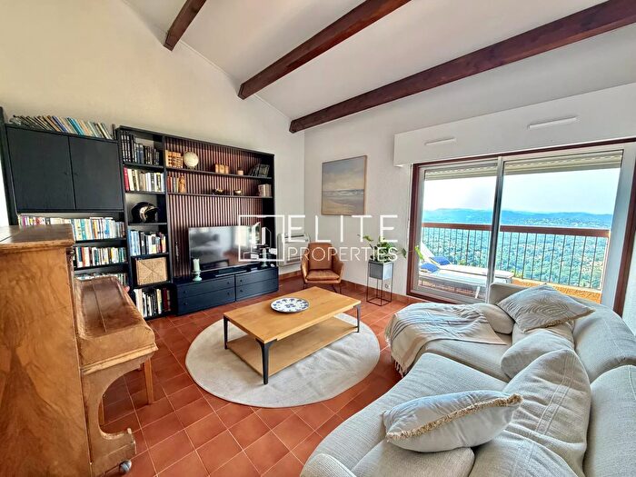 Appartement 5 pièces à vendre - Grasse, Saint-François